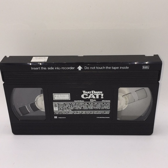 Disney | Media | Walt Disneys That Darn Cat Vhs Video 58 Vintage Hayley ...